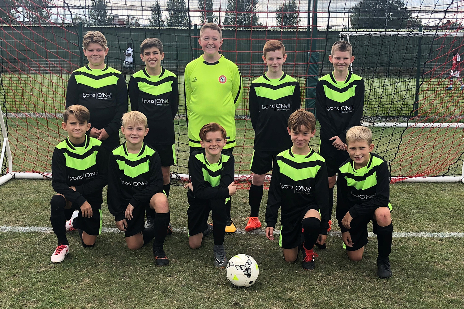 Lyons O'Neill - Loughton FC under 12's sponsorship